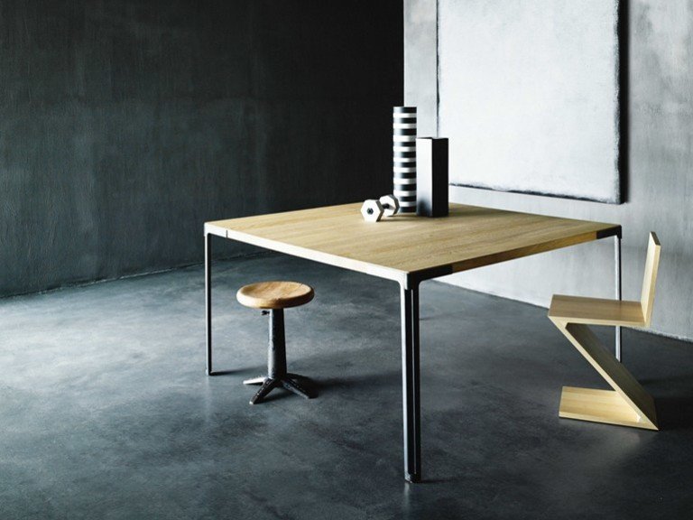 Tavolo quadrato di design: fascino geometrico - Designandmore: arredare ...