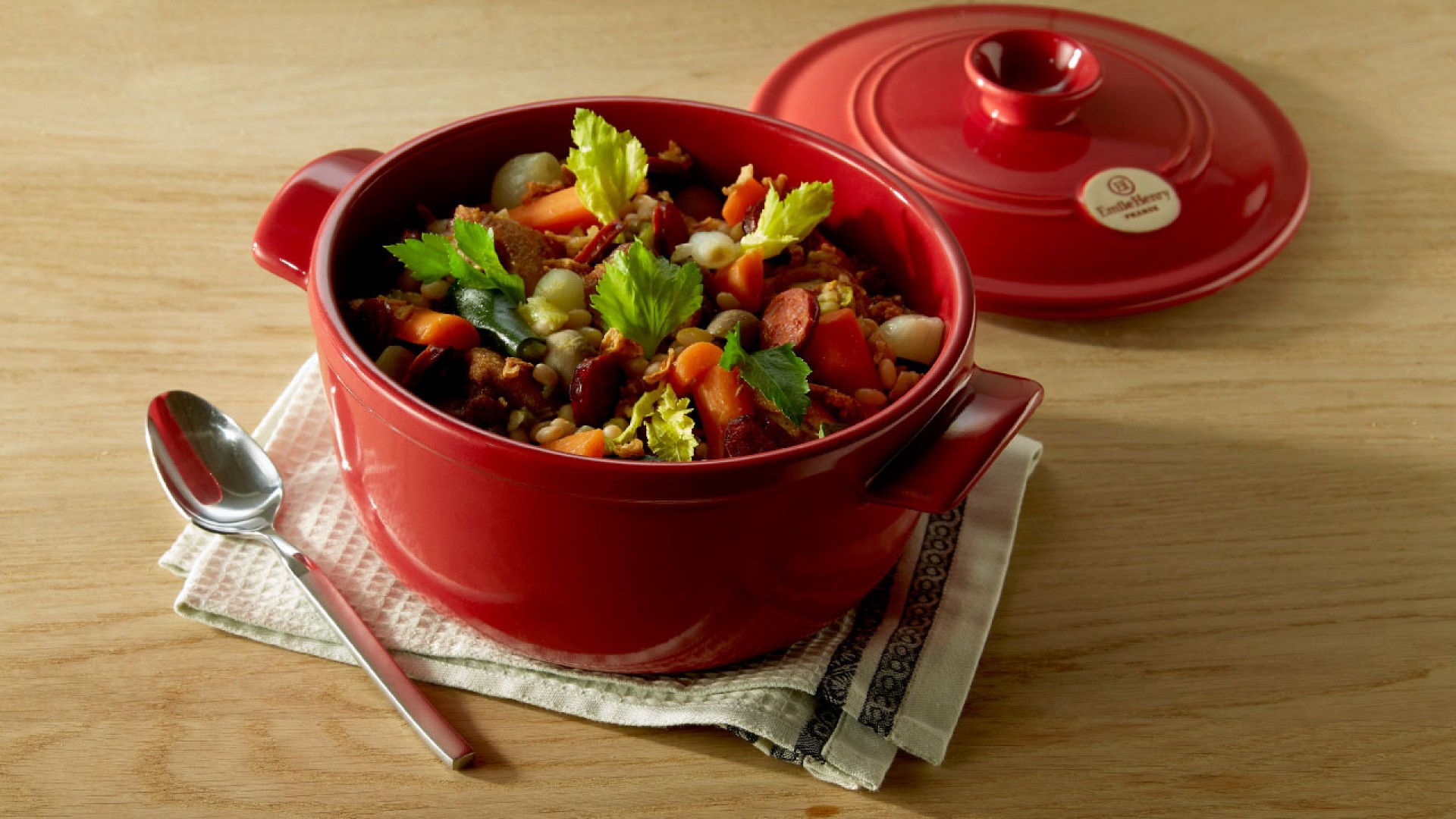 Emile Henry catalogo: pentole, cuocipane, tajine e pirofile ...